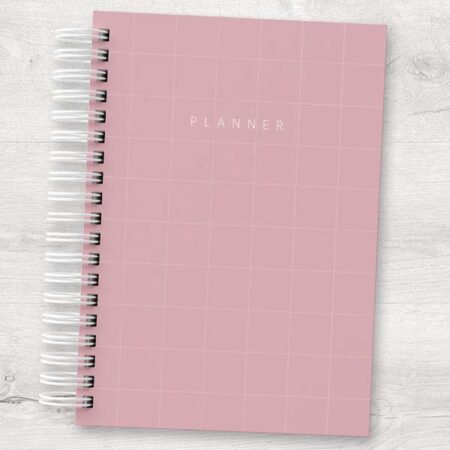 Capa Planner 2023 Minimalista Xadrez Modelo Rosa - Fazendo a Nossa Festa